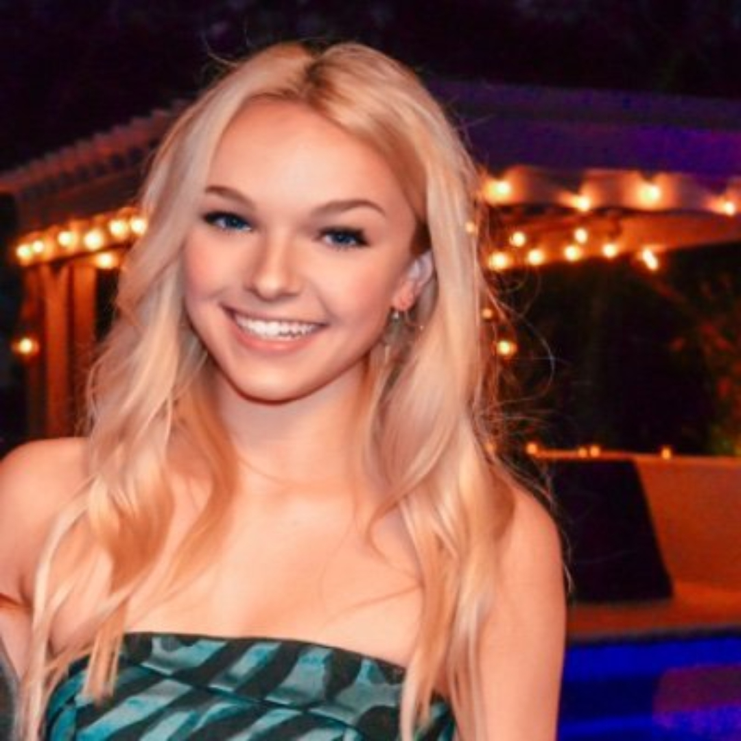 Trace Adkins Daughter Brianna Signs Modeling Contract